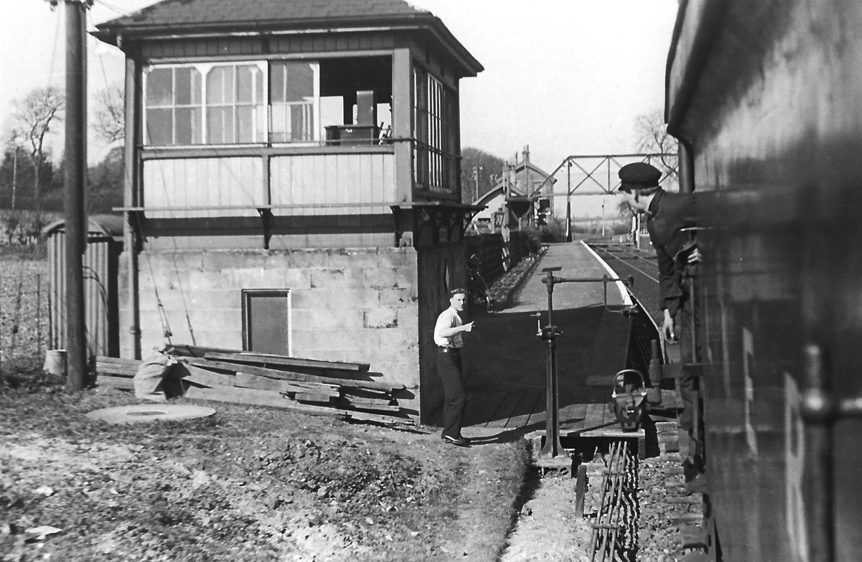 The LMS Society - Single Line Working & Tablet Exchange Apparatus. Part ...